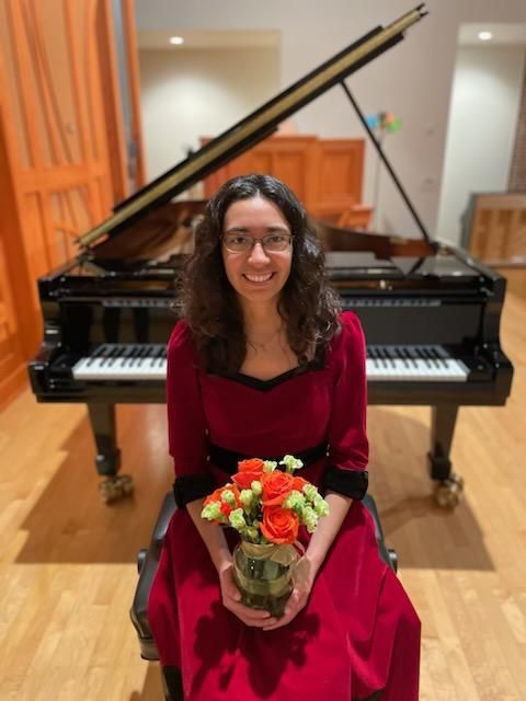 Miss Nicole Rodriguez – Mount Olive Lutheran School